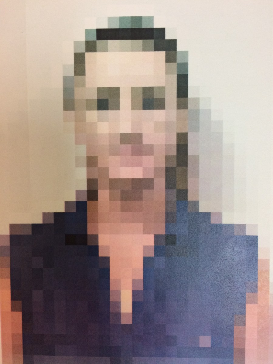 About – Cassie Findlay